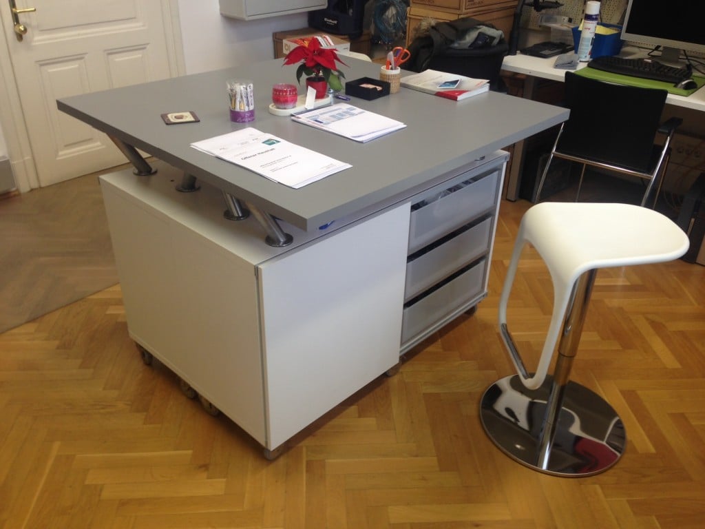 Convertible “Office-Island”
