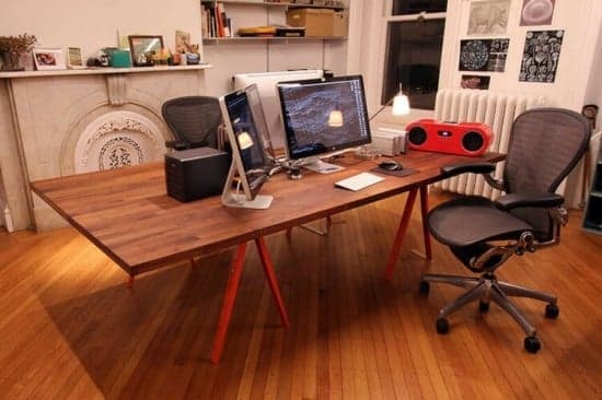 The Beautiful Big Table: A perfect dual workstation