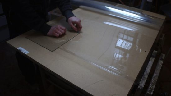 Broken glass lamp: Break it to make it