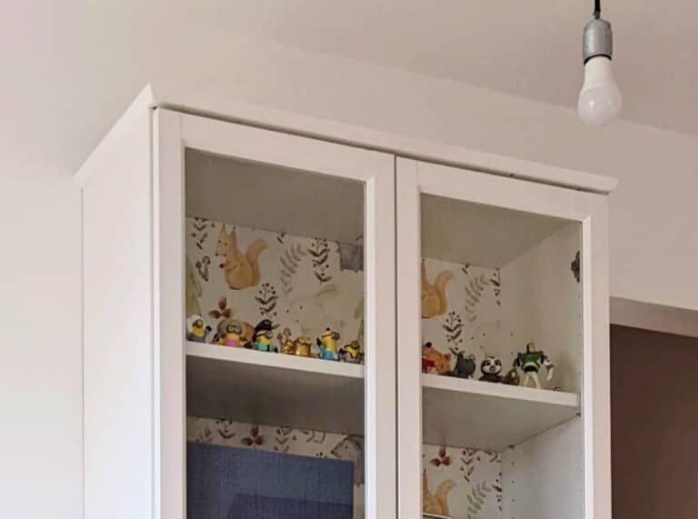 We love this BILLY Bookcase Hack with NANNARP legs
