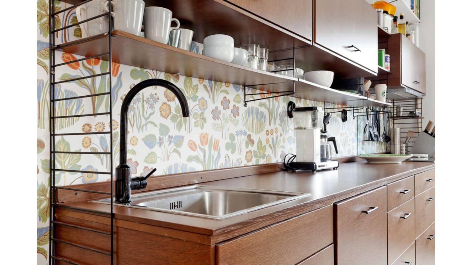 The Iconic String Shelf inspired this IVAR Cabinet Hack