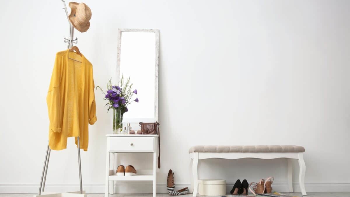 Choosing a Hall Tree: A Stylish and Functional Organization Solution ...
