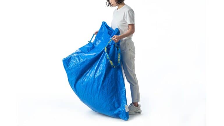 IKEA Opens ‘Hus of FRAKTA’ Pop-Up Store For The Most Hackable Blue Bag